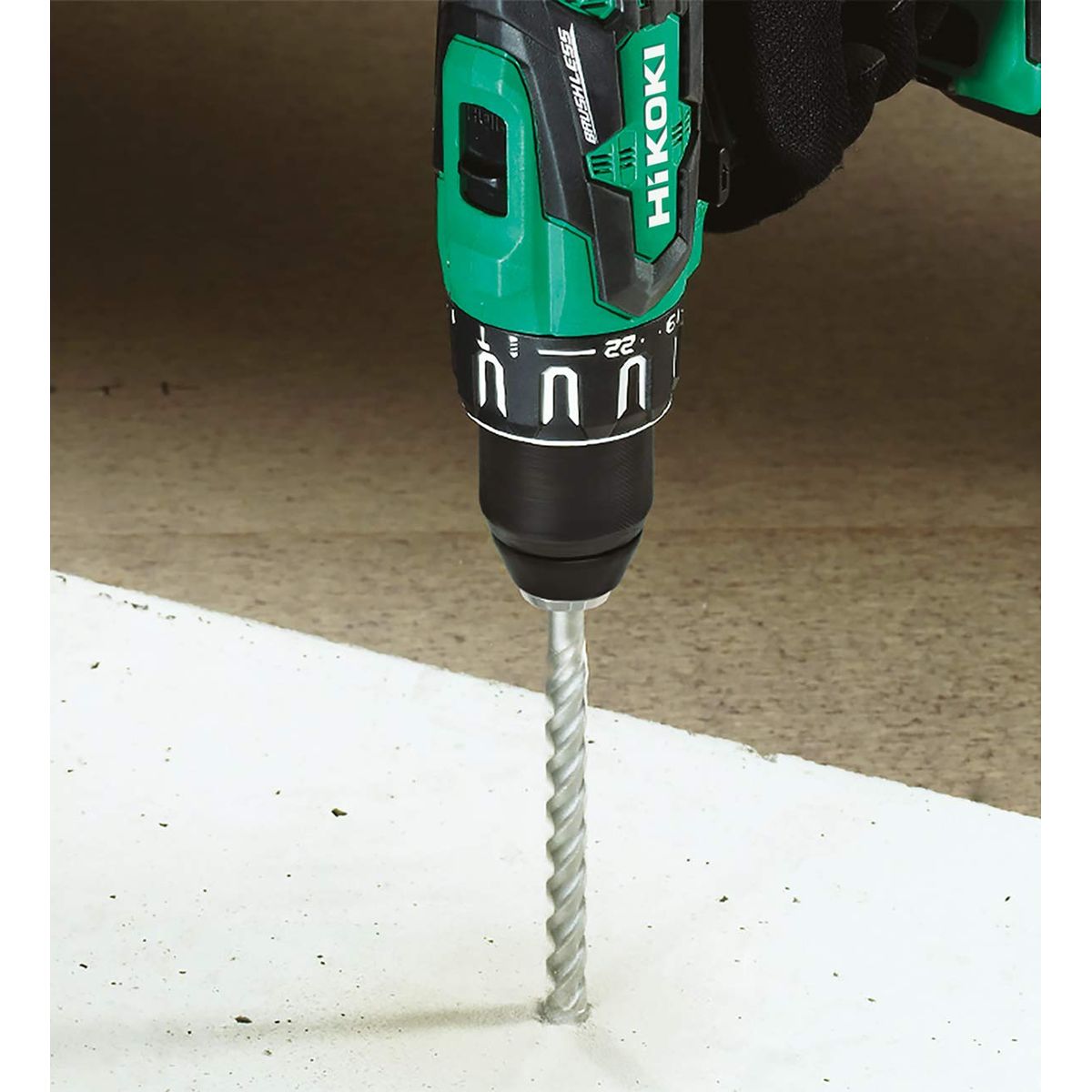 Trapano avvitatore 18v con percussione DV18DBSL (DV18DBSL) - Italferramenta